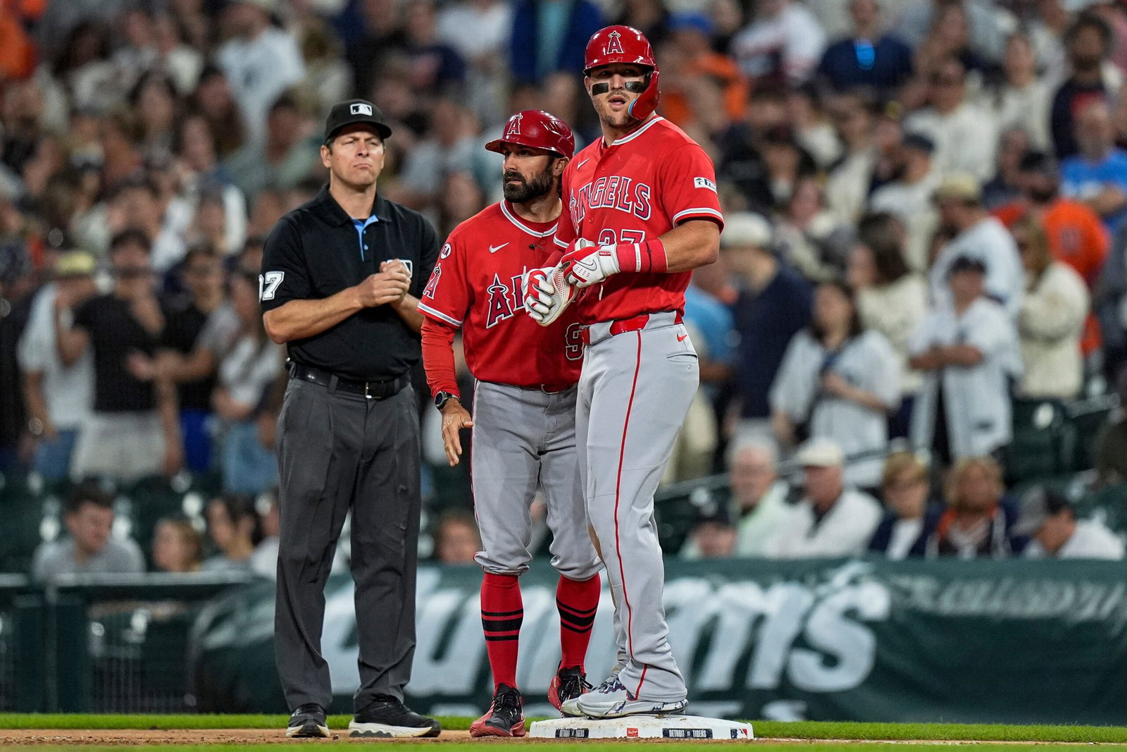 Trout Heads to the IL; Supporters Say This Happens Every Season ...